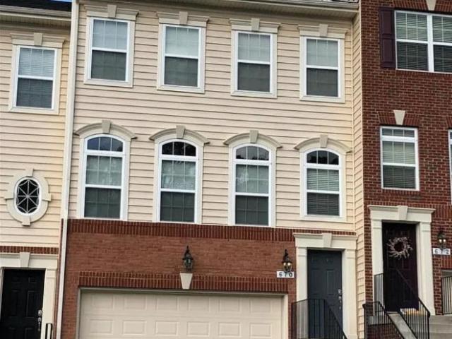 3 Br, 4 bath, Townhouse/Brownstone/RowHouse 670 Highland Farms Cir