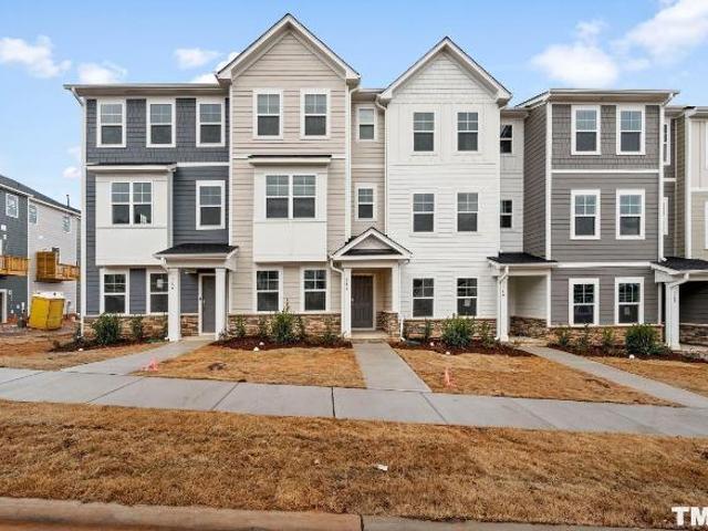 3 Br, 4 bath, Townhouse/Brownstone/RowHouse 742 Cormiche Lane