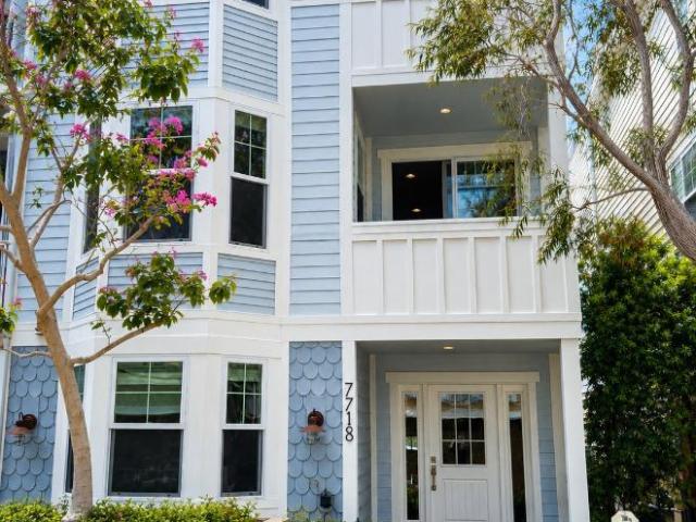 3 Br, 4 bath, Townhouse/Brownstone/RowHouse 7718 Ivanhoe Ave