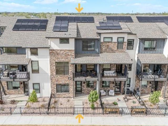 3 Br, 4 bath, Townhouse/Brownstone/RowHouse 857 Birdwhistle Lane