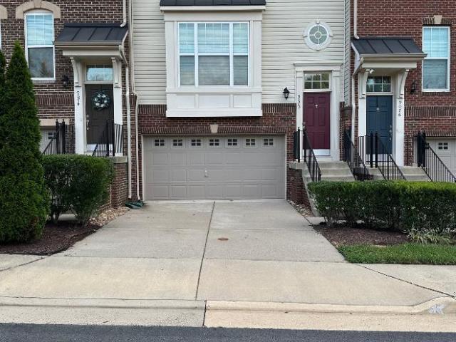 3 Br, 4 bath, Townhouse/Brownstone/RowHouse 9075 Alexander Way