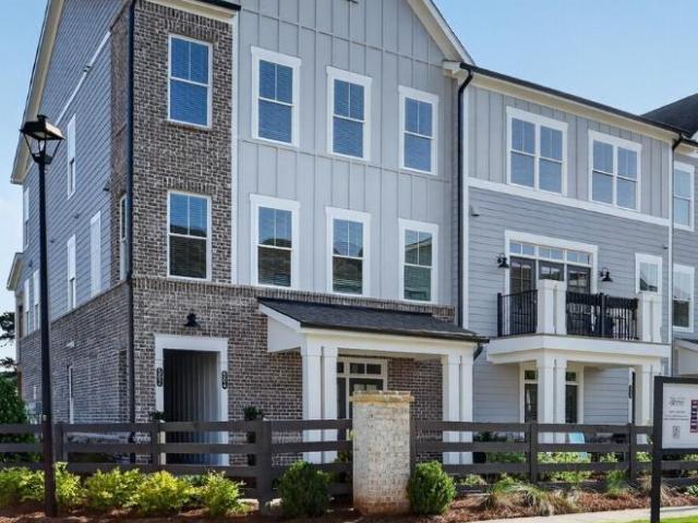 3 Br, 4 bath, Apartment 504 Sawnee Village Boulevard