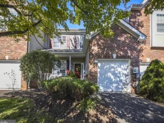 3 Br, 4 bath, Condo 4 Brandywine Ct