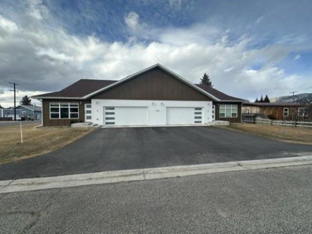 3 Br, 4 bath, Condo 1105 Schley