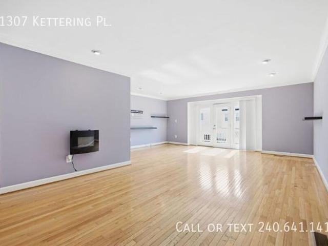 3 Br, 4 bath, Single Family 11307 Kettering Pl