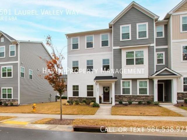 3 Br, 4 bath, Single Family 2501 Laurel Valley Way