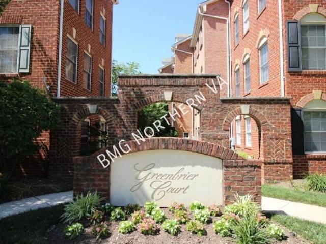 3 Br, 4 bath, Single Family 2304 Greenbrier Court N