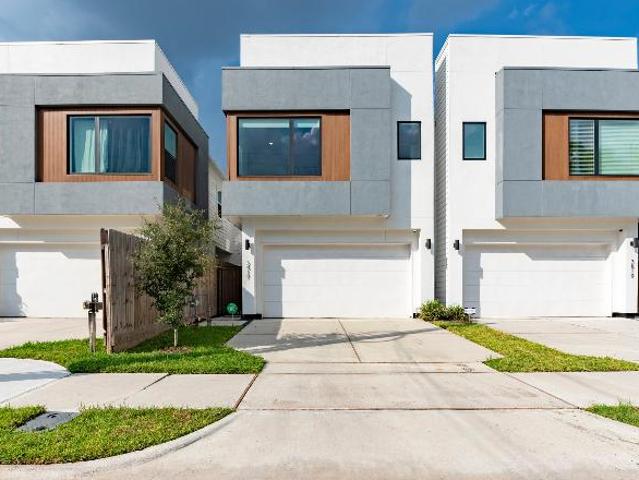 3 Br, 4 bath, Single Family 3517 Mcilhenny St