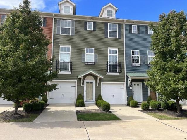 3 Br, 4 bath, Single Family 39 Grandview Drive