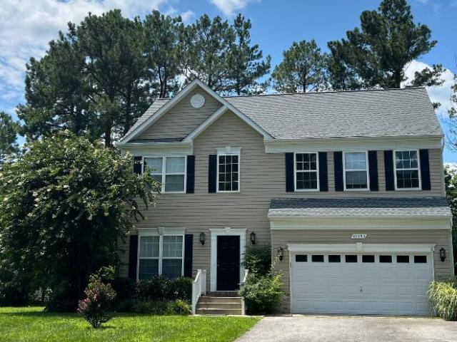 3 Br, 4 bath, Single Family 45593 Pleasant Mill Dr