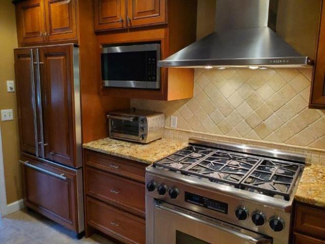 3 Br, 4 bath, Single Family 55 Paschall Road