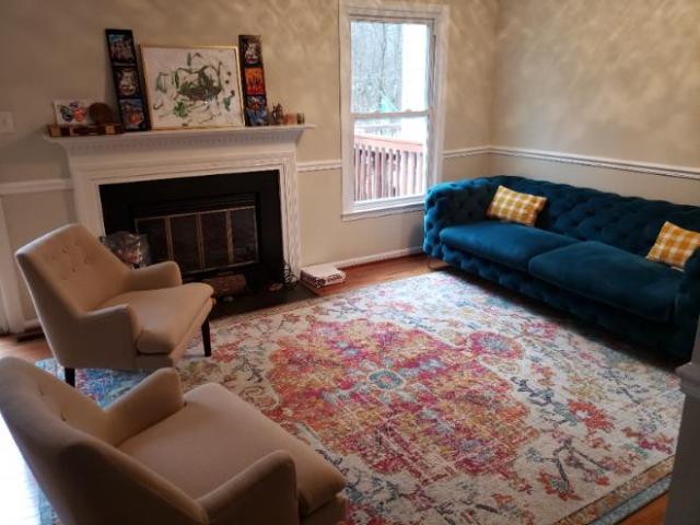 3 Br, 4 bath, Single Family 6279 Kerrydale Dr