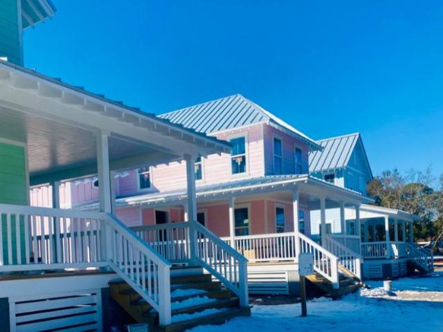 3 Br, 4 bath, Single Family 721 N Atlantic Avenue