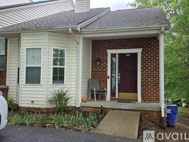 3 BR, 4 BA Apartment 1415 Providence Boulevard Northwest, Unit High Noon Yellow, Christiansburg, VA 24073