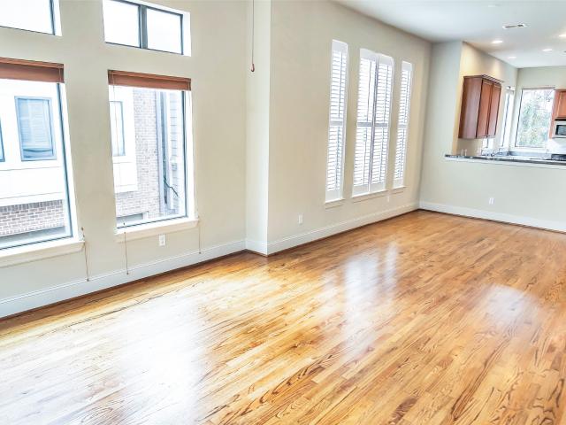 3 BR, 4 BA Apartment 1611 Silver Street, Houston, TX 77007