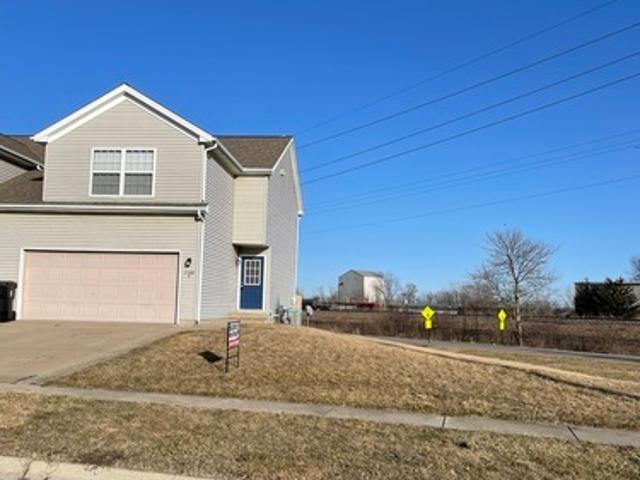 3 BR, 4 BA Apartment 1100 Henry St, Unit Unit A, Normal, IL 61761