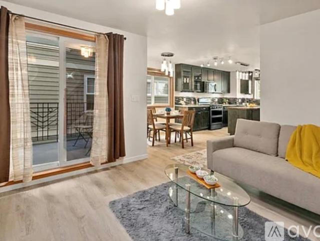 3 BR, 4 BA Apartment 1120 Northwest 56th Street, Unit A, Seattle, WA 98107