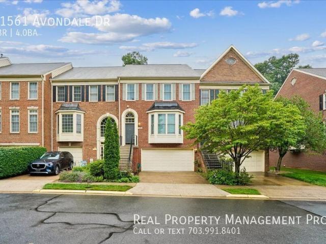 3 BR, 3 BA Apartment 11561 Avondale Dr, Fairfax, VA 22030