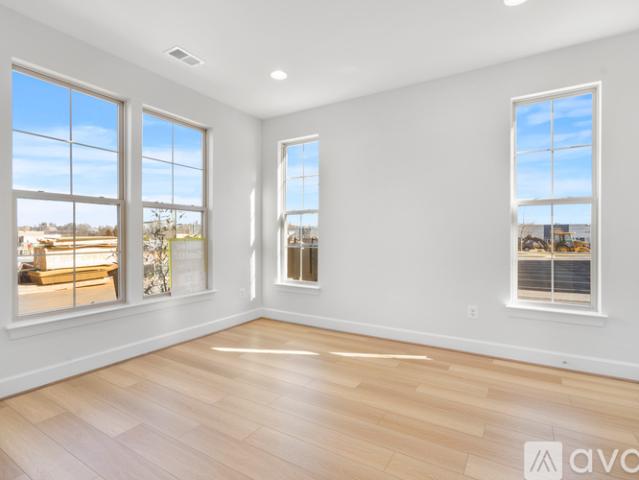 3 BR, 4 BA Apartment 20677 Williamsport Place, Unit One Loudon Town Home, Ashburn, VA 20147