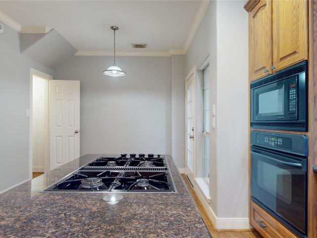 3 BR, 4 BA Apartment 328 Malone Street, Houston, TX 77007