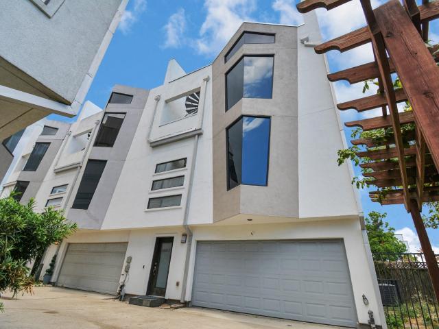 3 BR, 4 BA Apartment 4608 Nett Street, Houston, TX 77007