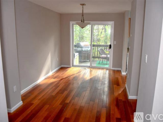 3 BR, 4 BA Apartment 52 Cadogan Way, Unit 52 Cadogan Way, Nashua, NH 03062