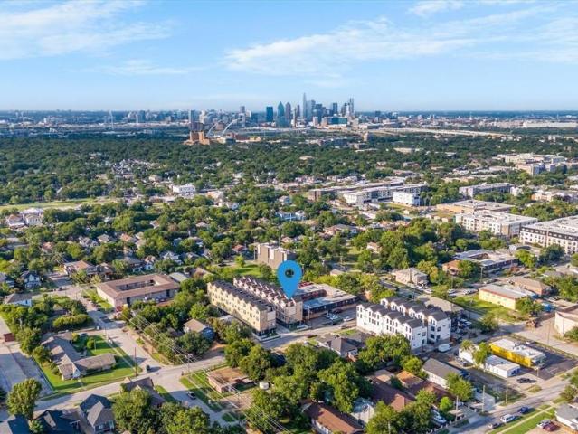 3 BR, 4 BA Apartment 727 West 10th Street, Dallas, TX 75208
