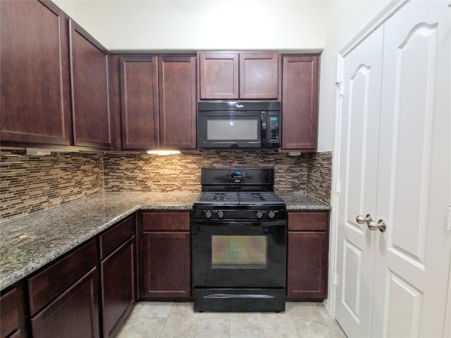 3 BR, 4 BA Apartment 8117 Silverton Creek Lane, Houston, TX 77040
