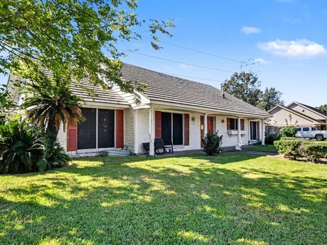 3 BR, 4 BA in Baytown