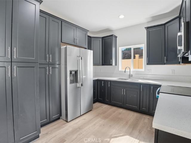 3 BR, 4 BA in Reseda