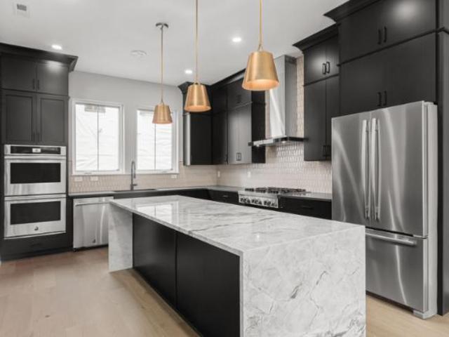 3 Br, 5 bath, Townhouse/Brownstone/RowHouse 1247 Perry Street