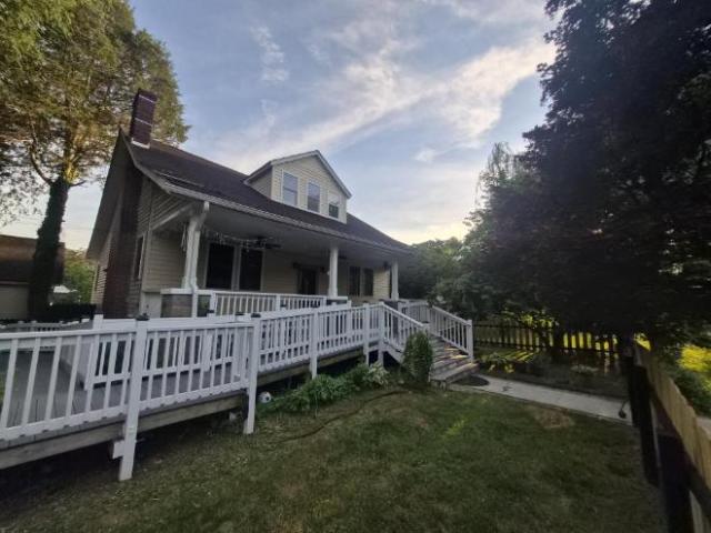 3 Br, 5 bath, Single Family Home 3701 Hamilton St
