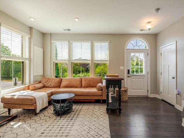 3 Br, 5 bath, Single Family 3738 Commodore Joshua Barney Dr NE