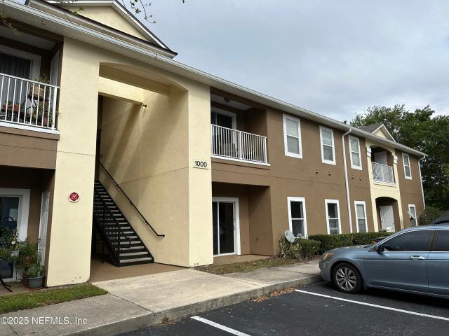 3 BR, 5 BA Apartment 7920 Merrill Road, Jacksonville, FL 32277