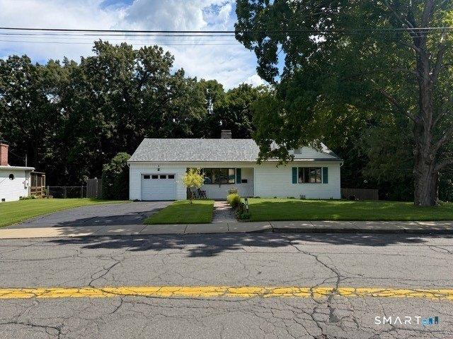 3 Brent Rd, Manchester, CT 06042