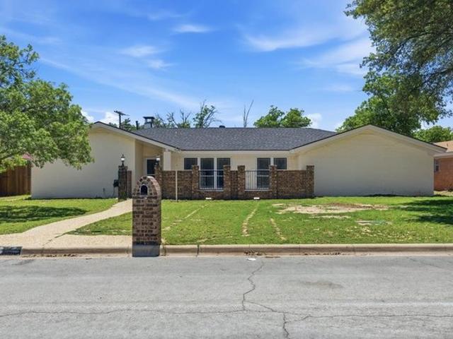 3 Cambridge Ct, Midland, TX 79705