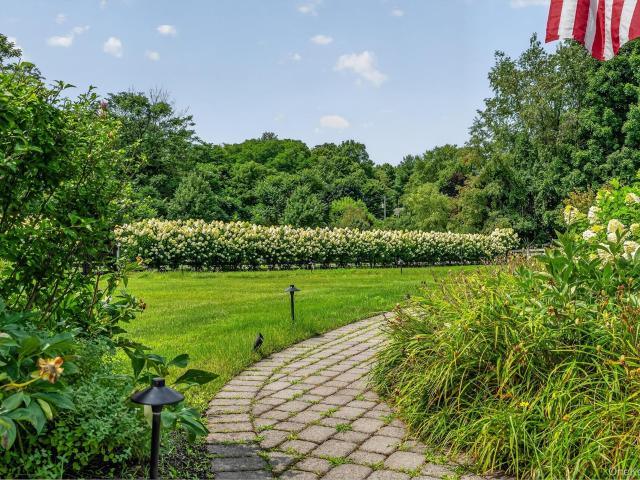 3 Canterbury Lane