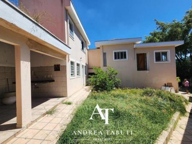 3 CASAS NO MESMO TERRENO PARA A FAMILIA 4 VAGAS