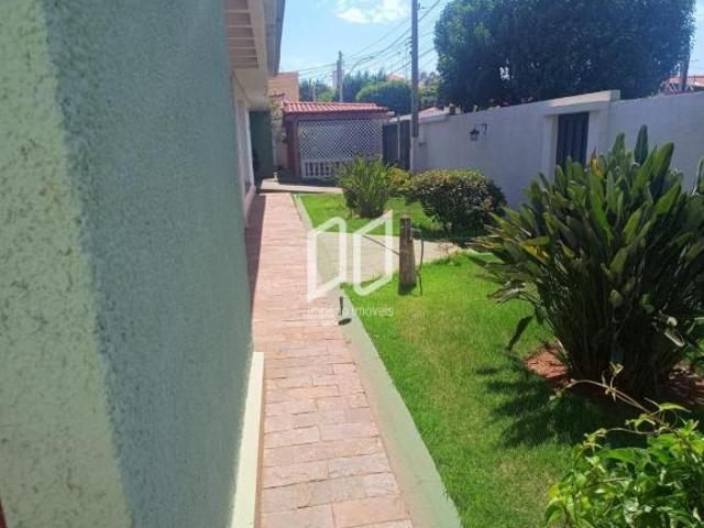 3 Casas a venda, 901 m2, 6 Dormitorios, Av. Humberto Boschiero, Jd. Domingos Savio, ARARAQUARA SP