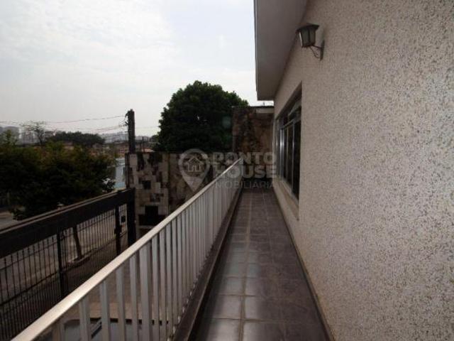 3 casas à venda na Vila Gumercindo com 540 m² e 8 vagas