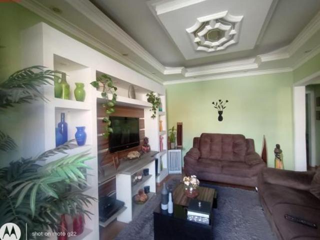 3 Casas e Salão Comercial Vila Nina