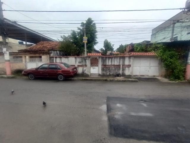 3 CASAS Venda Nilópolis RJ Centro