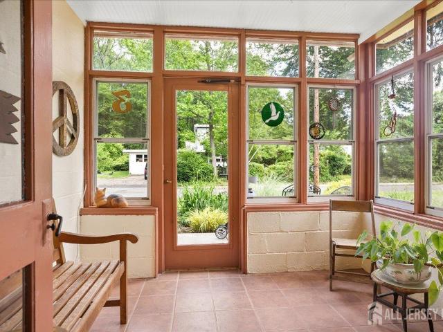 3 Cedar Court