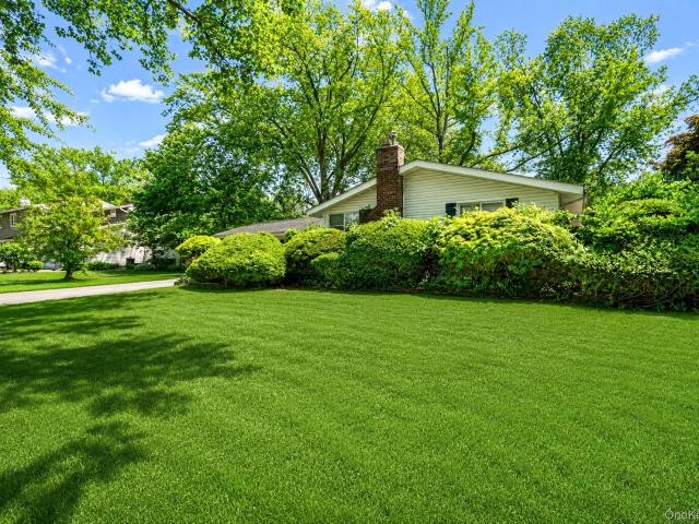3 Cedar Crest Drive