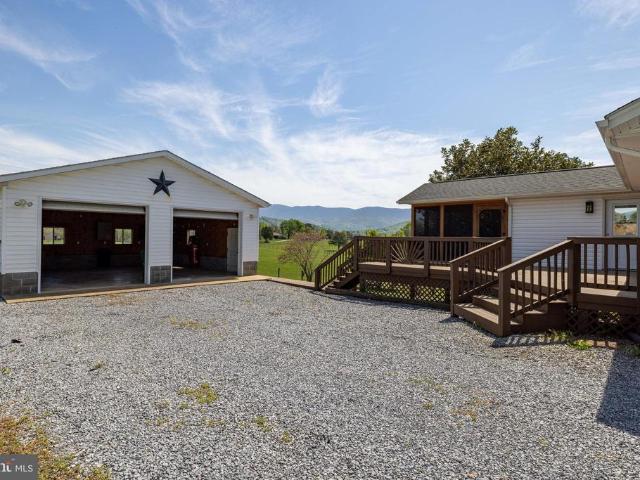 3 Cedar Drive
