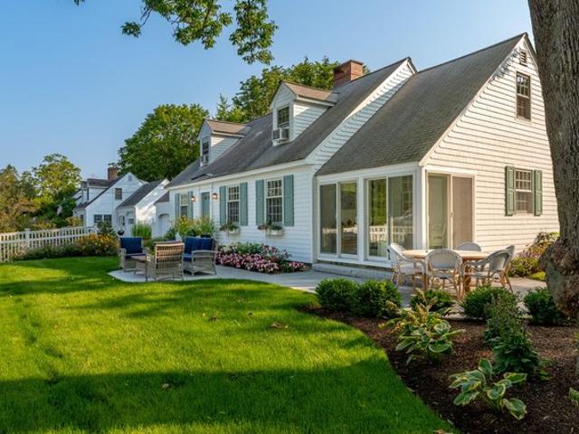 3 Church St, Kennebunkport, ME 04046