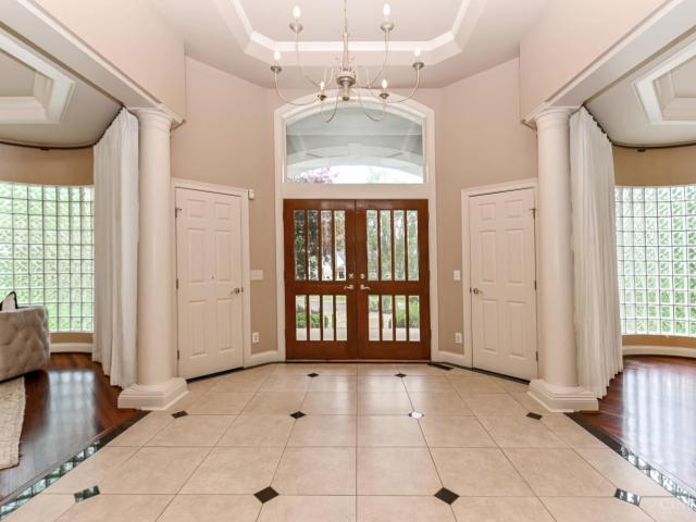 3 Cloister Court