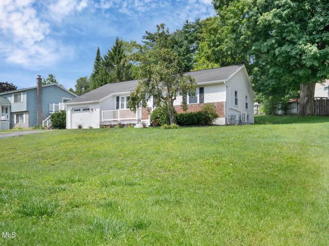 3 Colonial Court