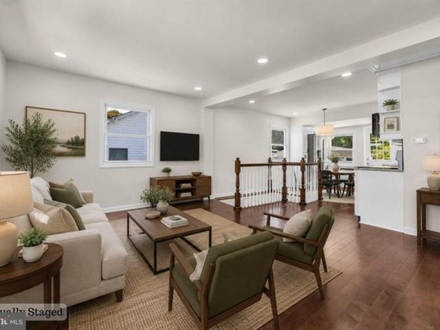 3 Compression Ct, Middle River, MD 21220