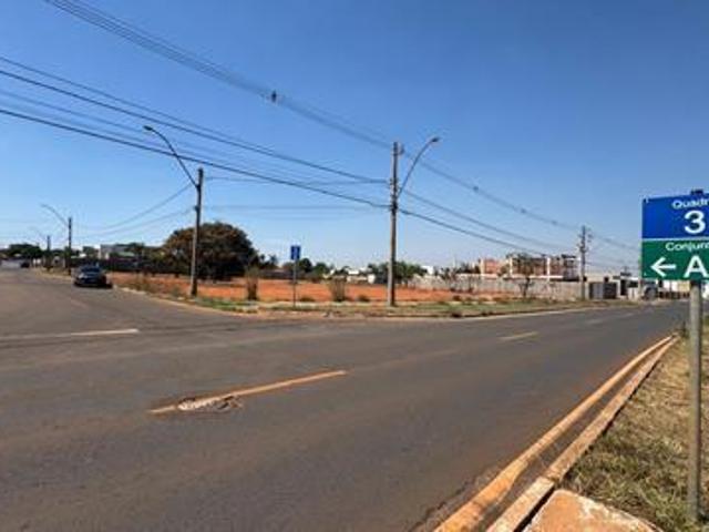 3 Conjunto B TERRENO LOTE ESQUINA 791,20 M2 NO SETOR HABITACIONAL JARDIM BOTÂNICO AVENIDA DAS PAIN